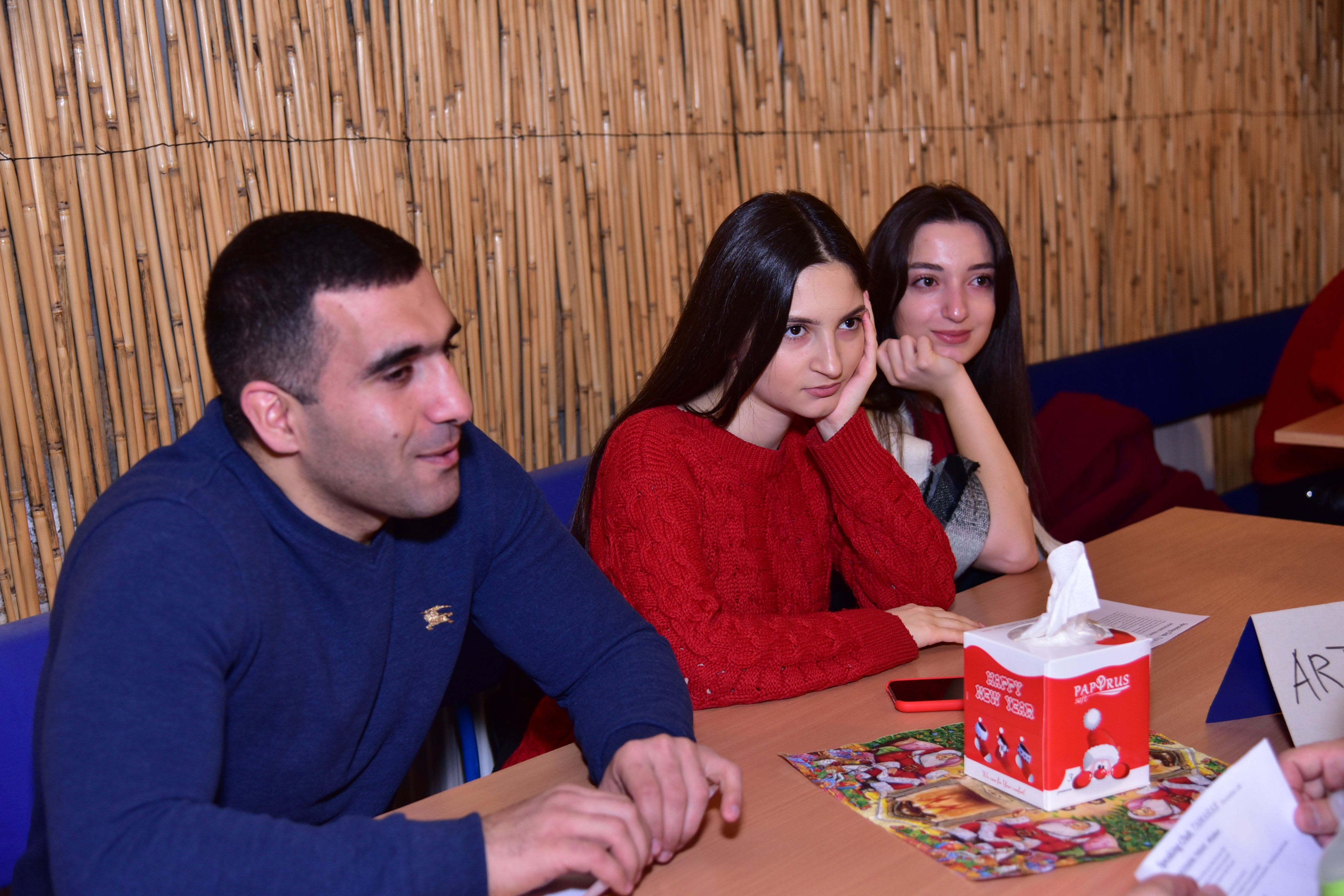 Language Courses – T A M A R A X